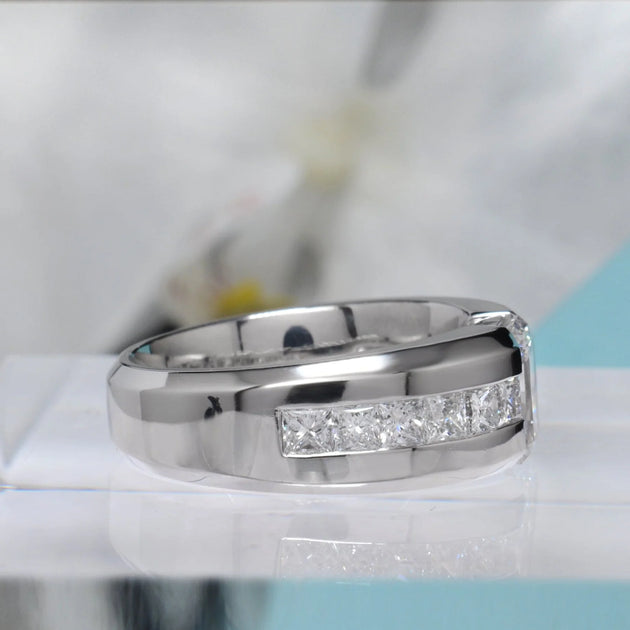 Lab Grown Diamond Radiant Cut Princess Cut Men's Beveled Edge Ring IGI ...